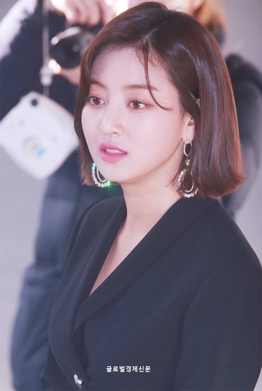 CEO Jihyo | Scrolller