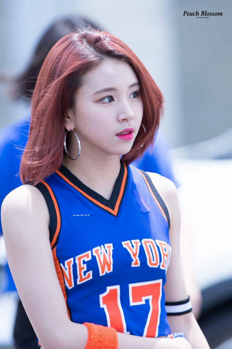 Chaeyoung | Scrolller