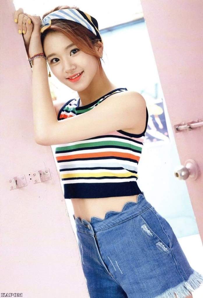 Chaeyoung | Scrolller