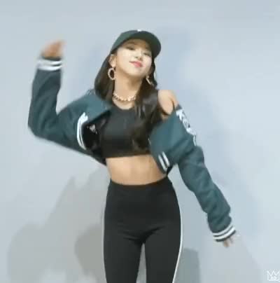 Chaeyoung - green baseball cap, jacket, black top, pants | Scrolller