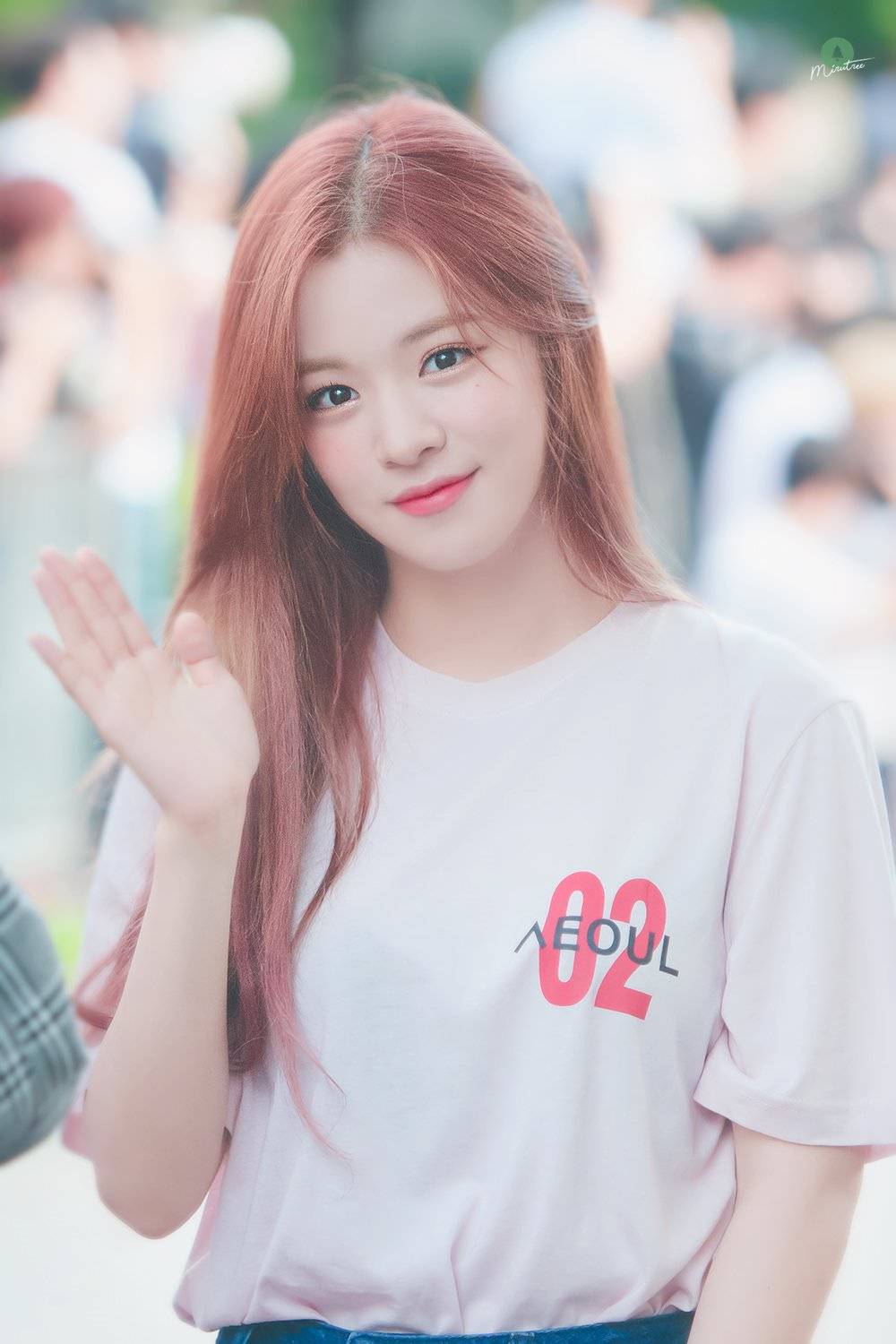 Chaeyoung wave | Scrolller