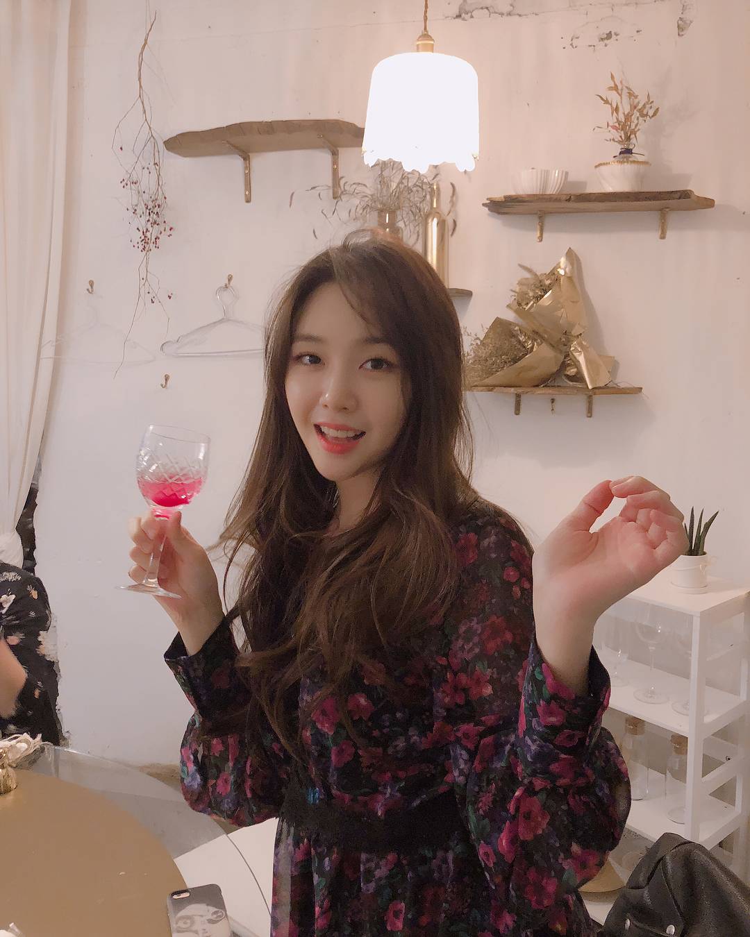 champagnestagram update | Scrolller