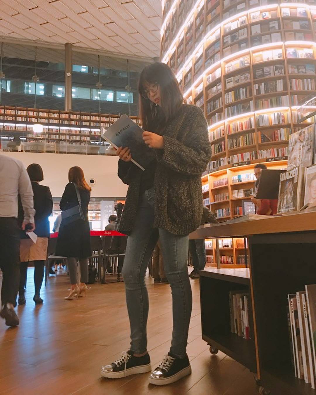 Chanmi @ Starfield Library | Scrolller