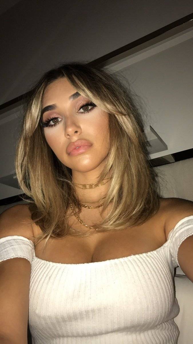 Chantel Jeffries | Scrolller