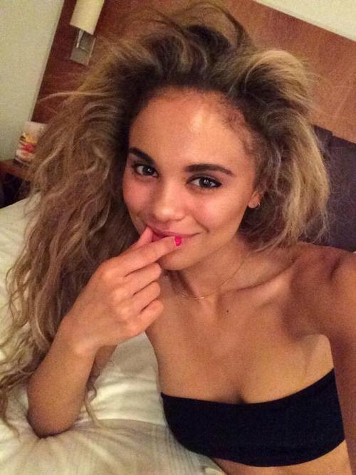 Chantelle | Scrolller