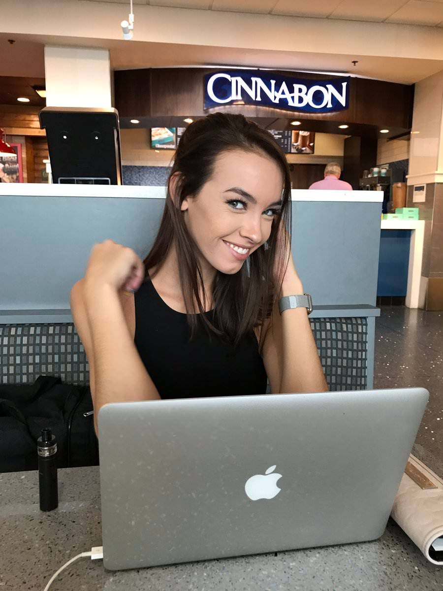 Charity Crawford | Scrolller