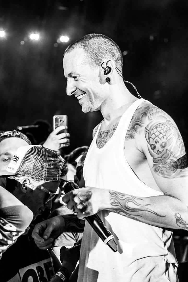 Chester Bennington | Scrolller