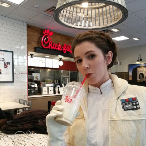 Chick-Fil-Leia | Scrolller