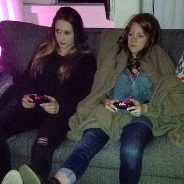 Chillin' | Scrolller