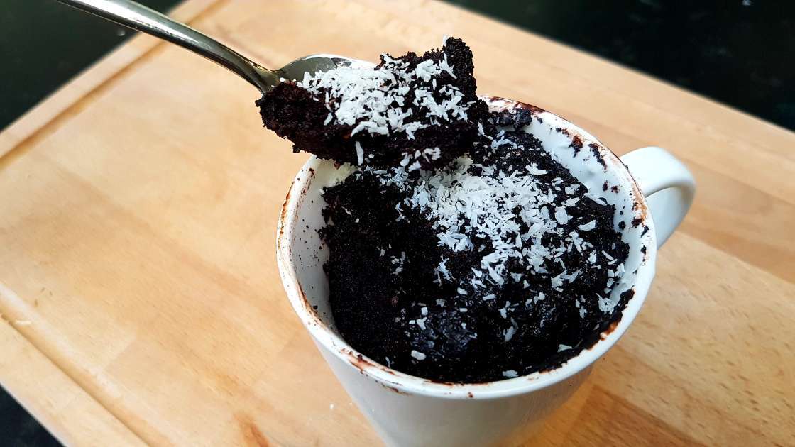 Chocolate Coconut Mug Cake! | Scrolller