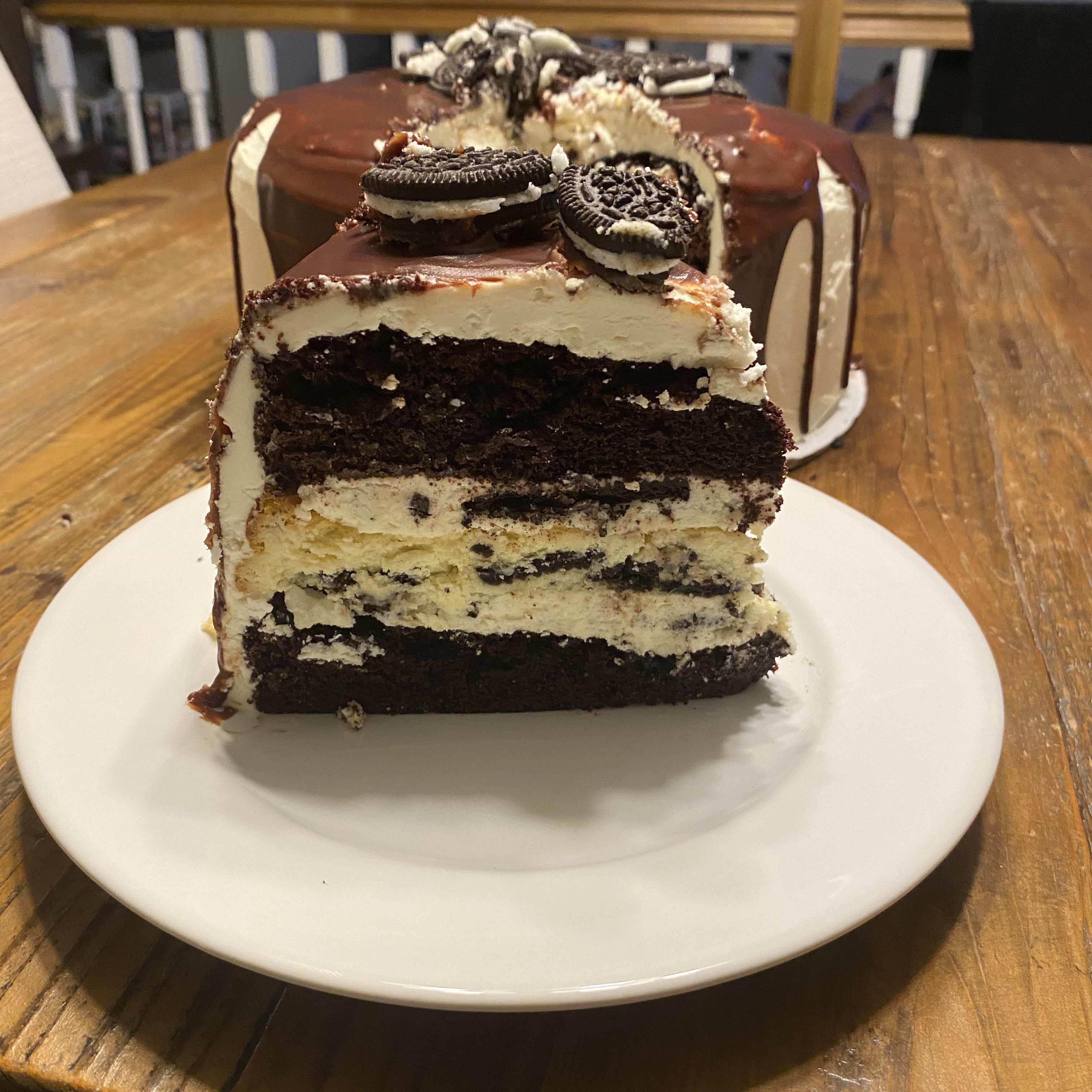 Chocolate Oreo Cheesecake Cake | Scrolller