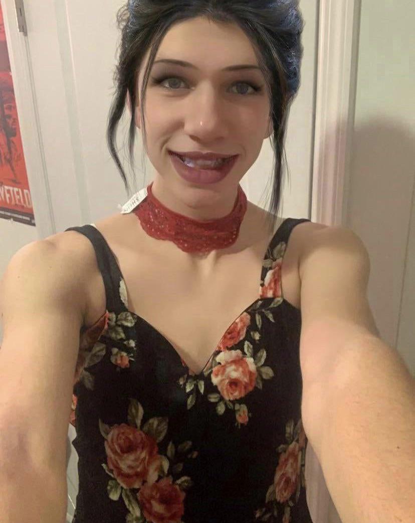 choke me daddy | Scrolller