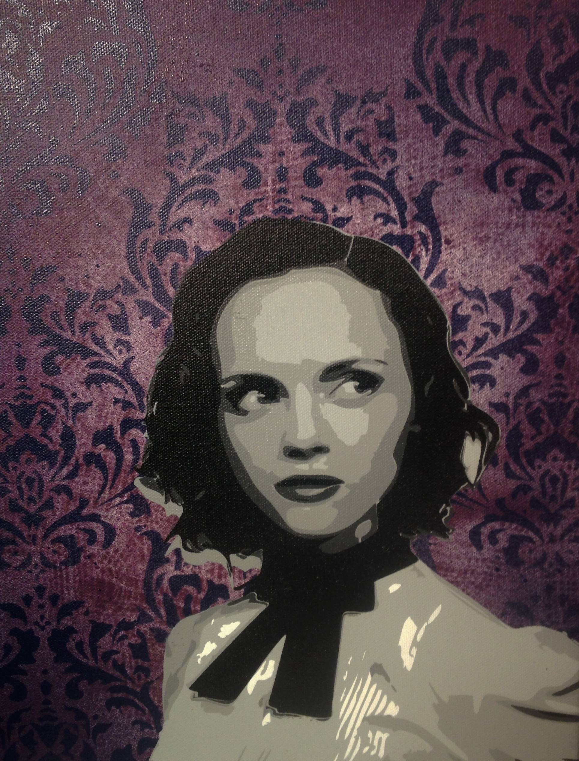 Christina Ricci - 6 layers. [x-post r/stencils] | Scrolller