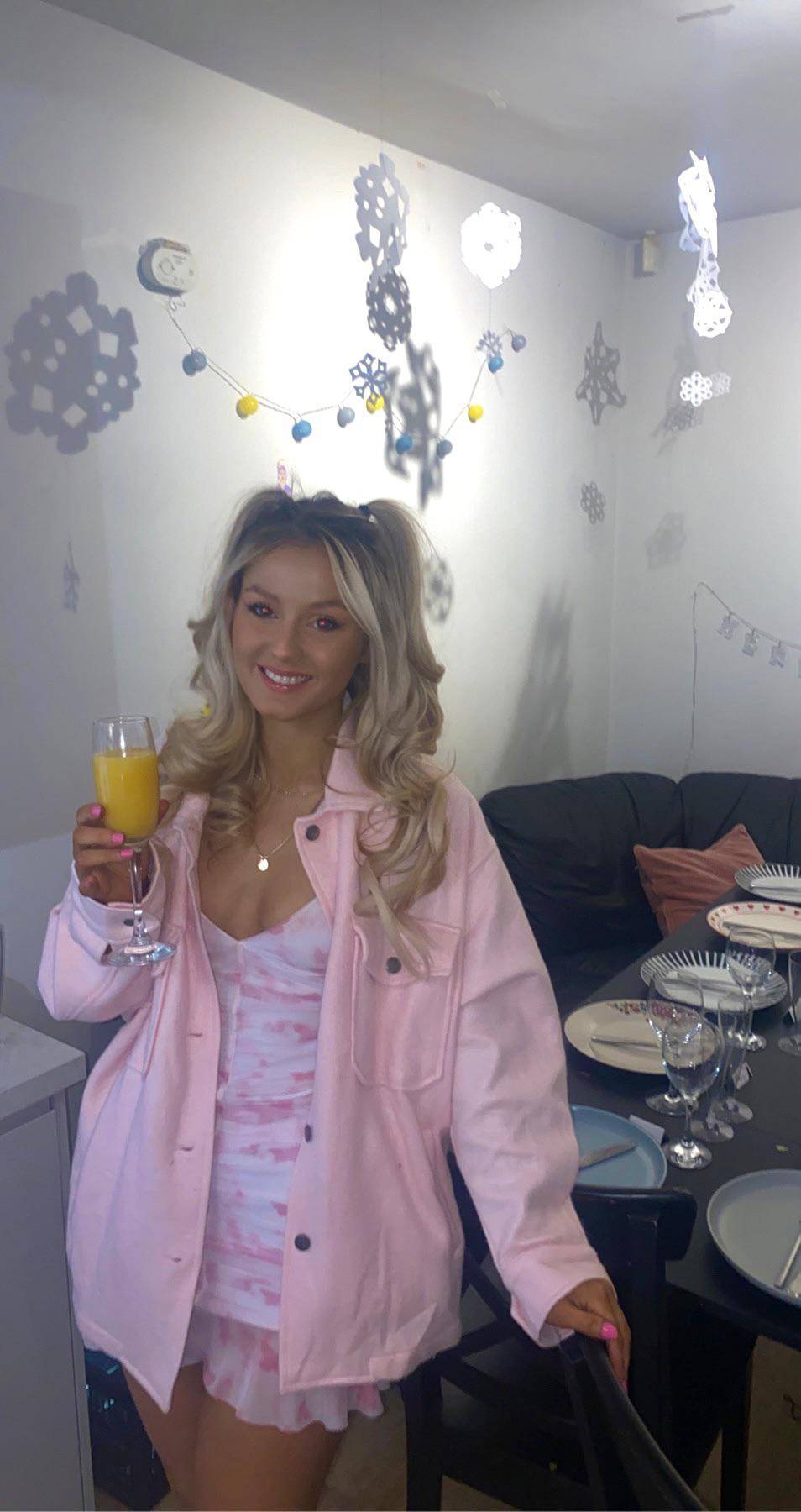 Christmas time x | Scrolller