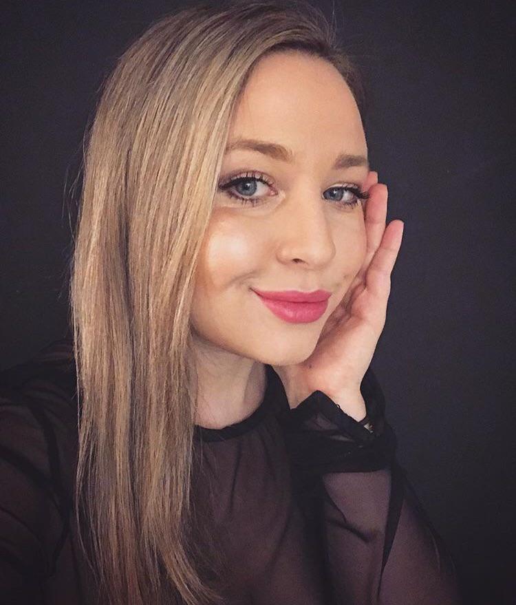 Chubby cheeks glowing skin OC. Whatcha think? | Scrolller