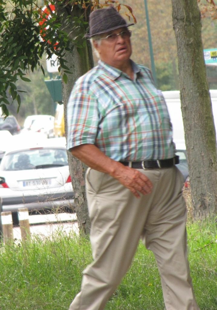 chubby senior park cruising | Scrolller