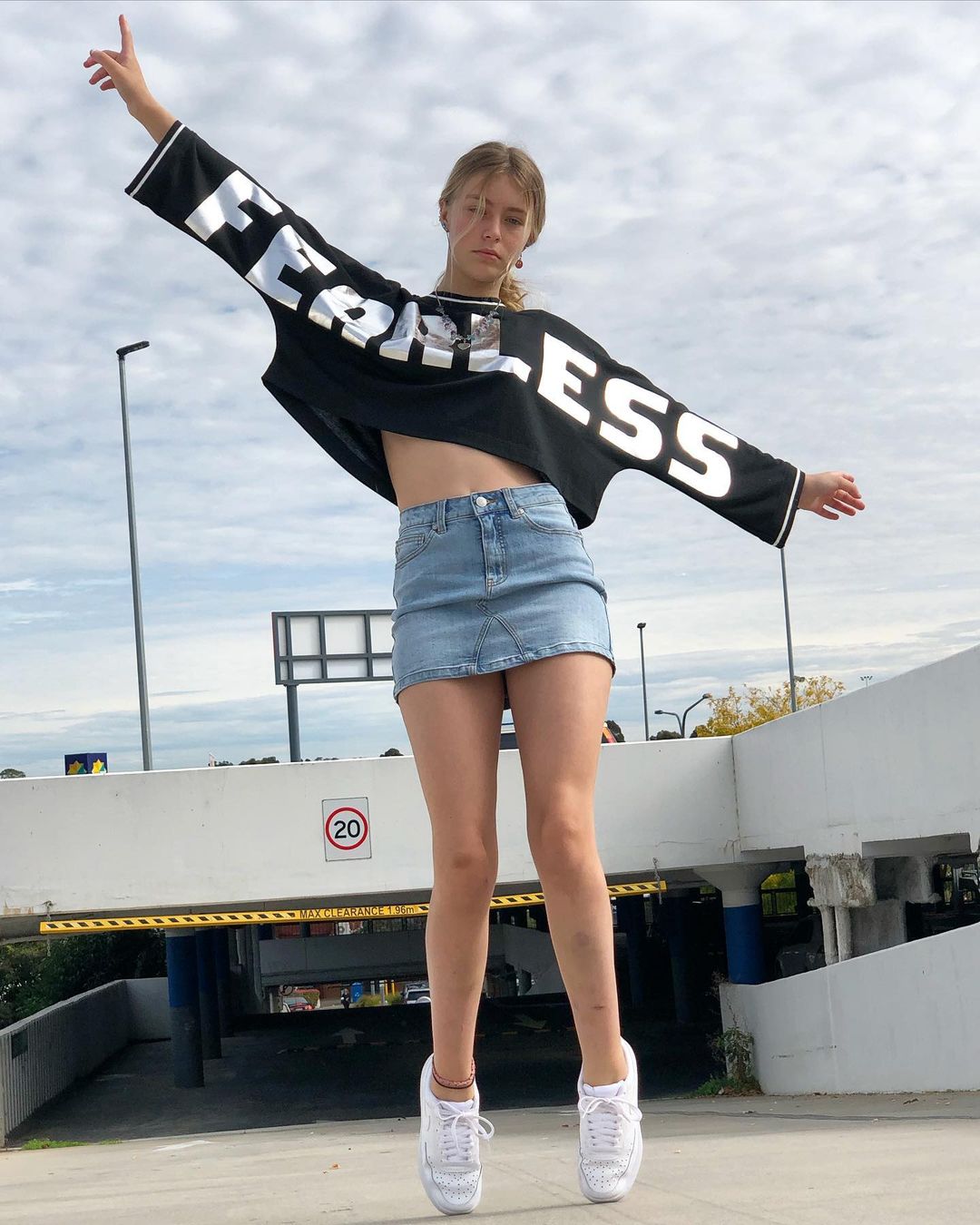 Cielo azul y mucho mas | Scrolller