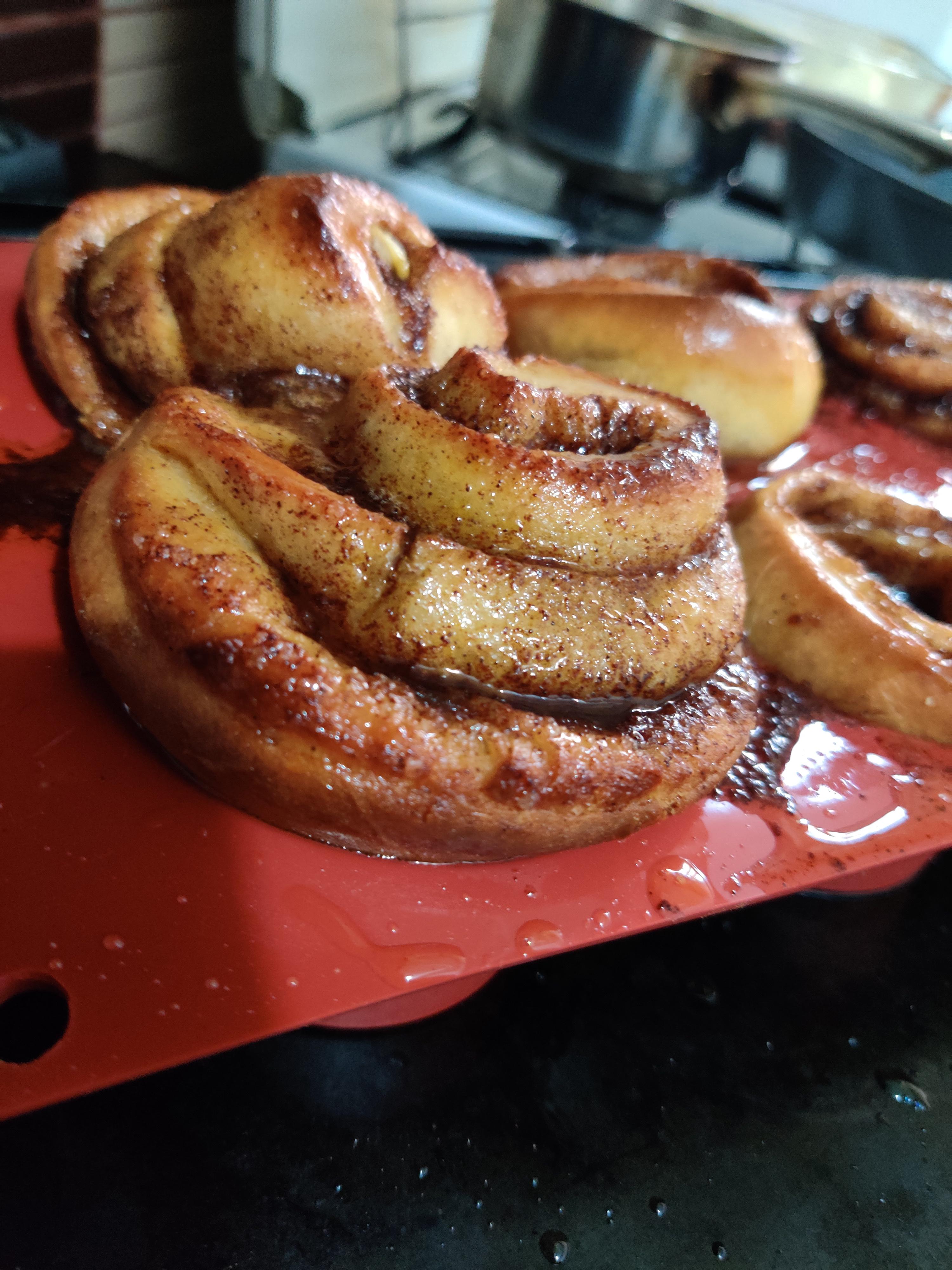 Cinnamon buns | Scrolller