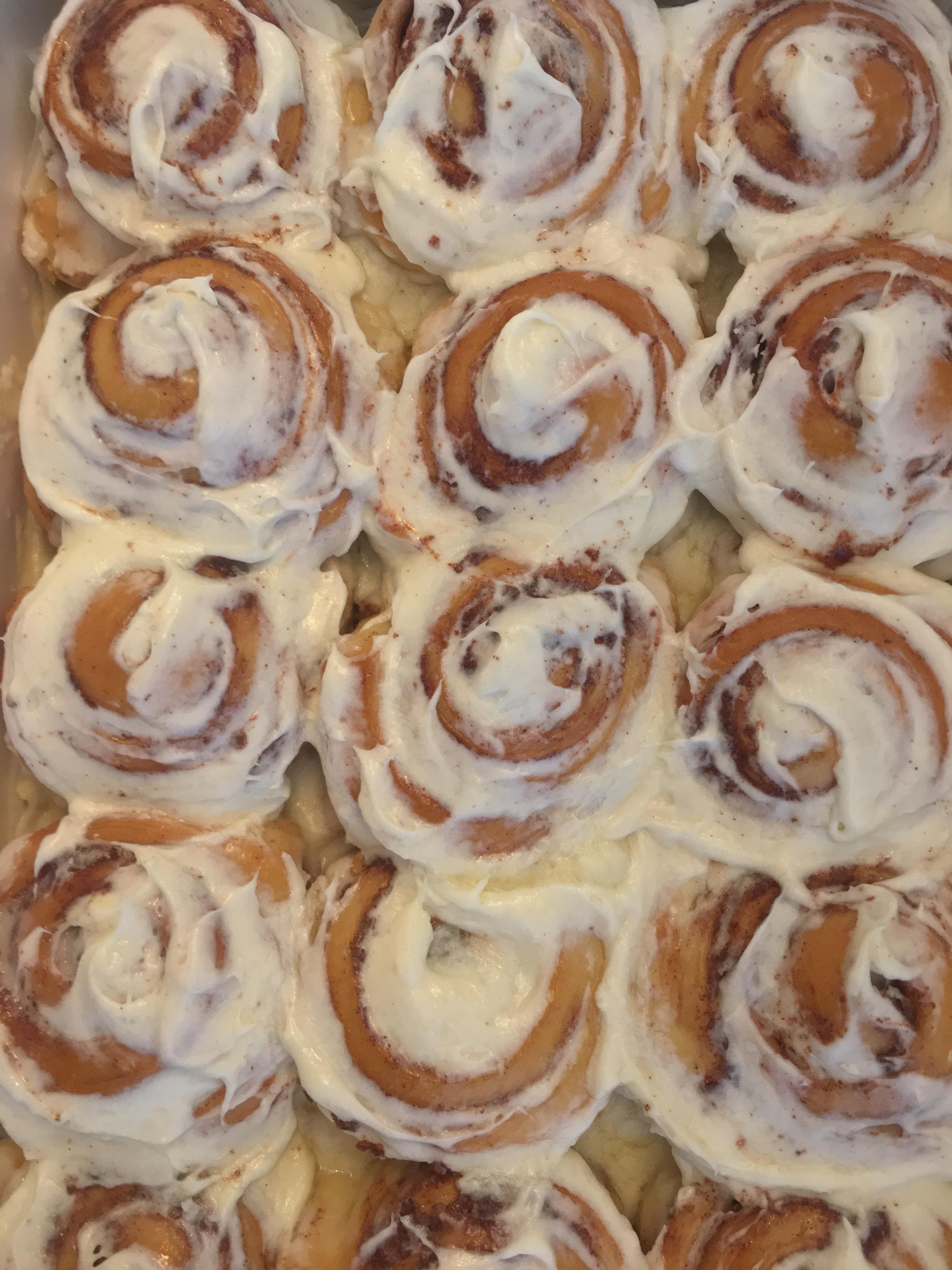 Cinnamon Buns w/ cream cheese icing | Scrolller