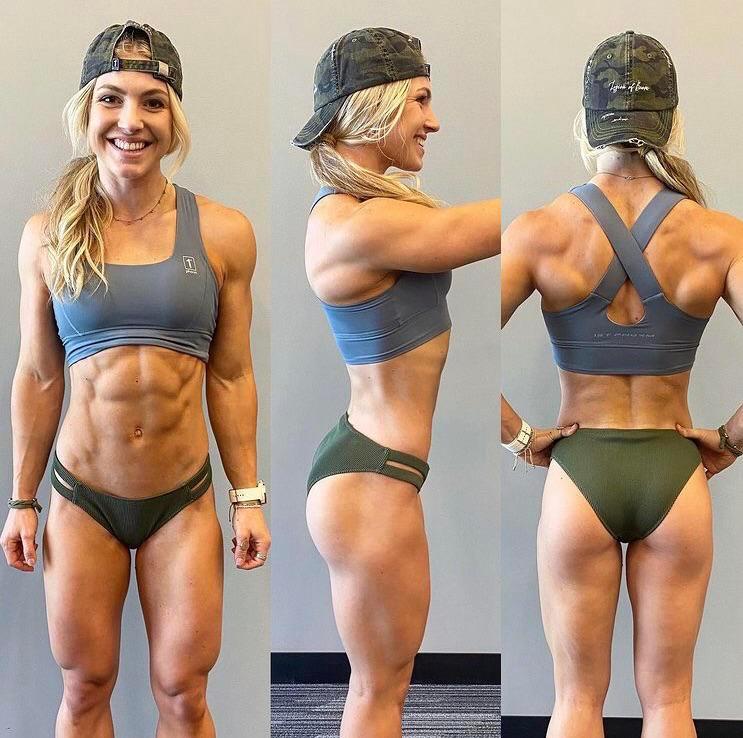 Claire Thomas | Scrolller