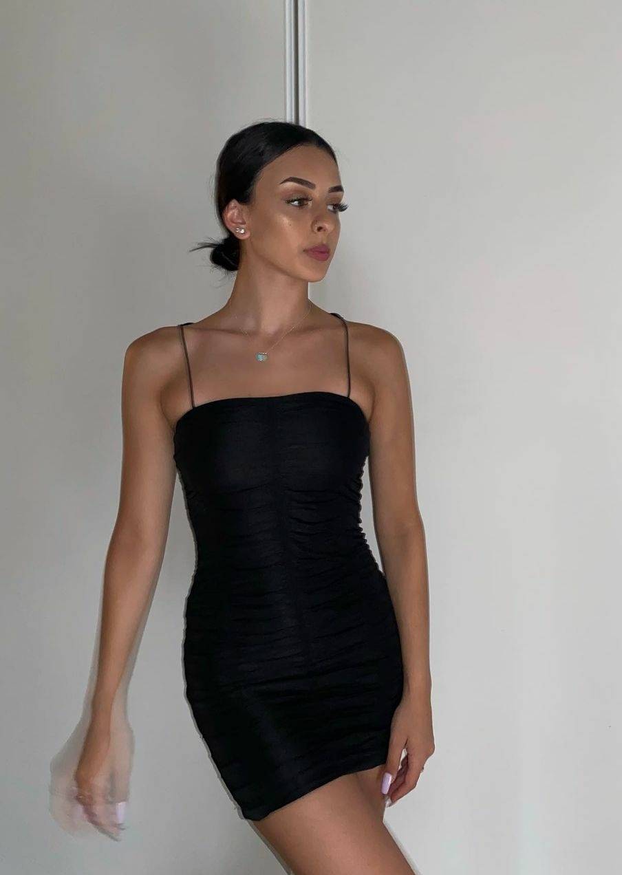 Classy and simple | Scrolller