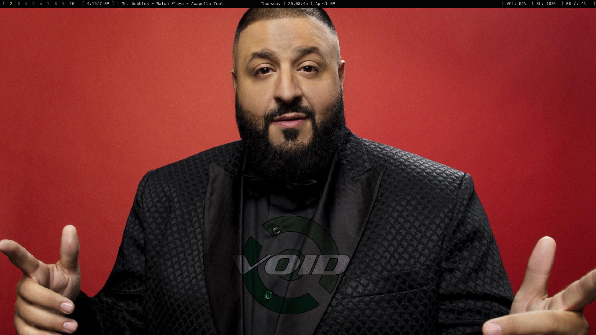 Clean bspwm/polybar | Scrolller