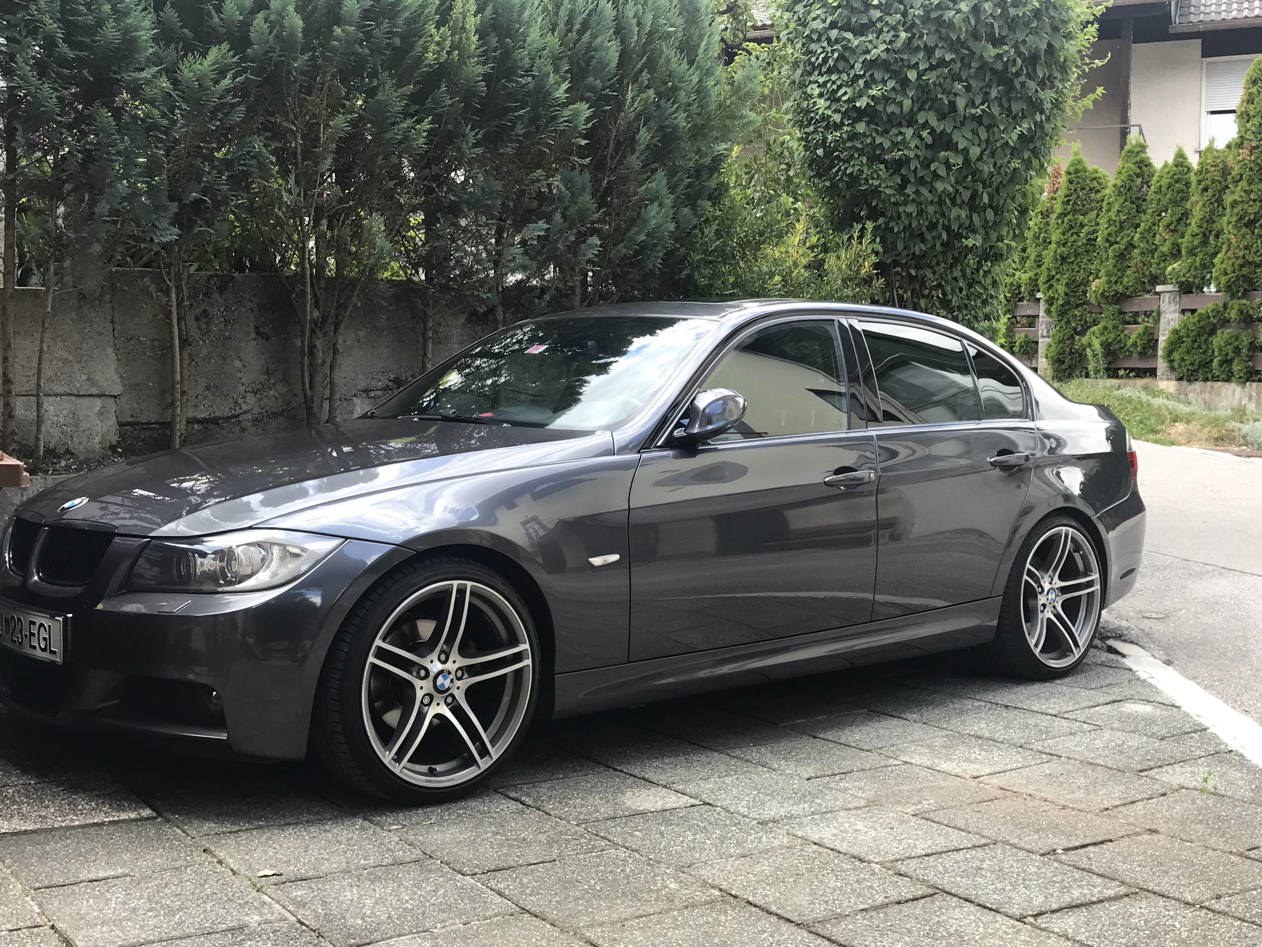 Clean E90 | Scrolller