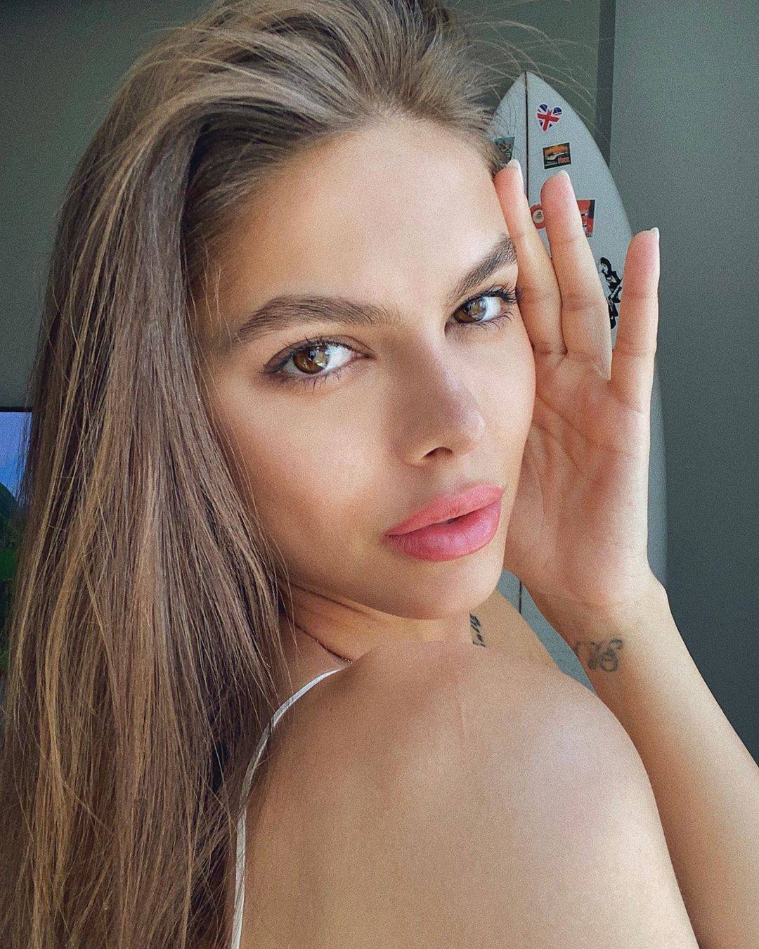 Close up | Scrolller