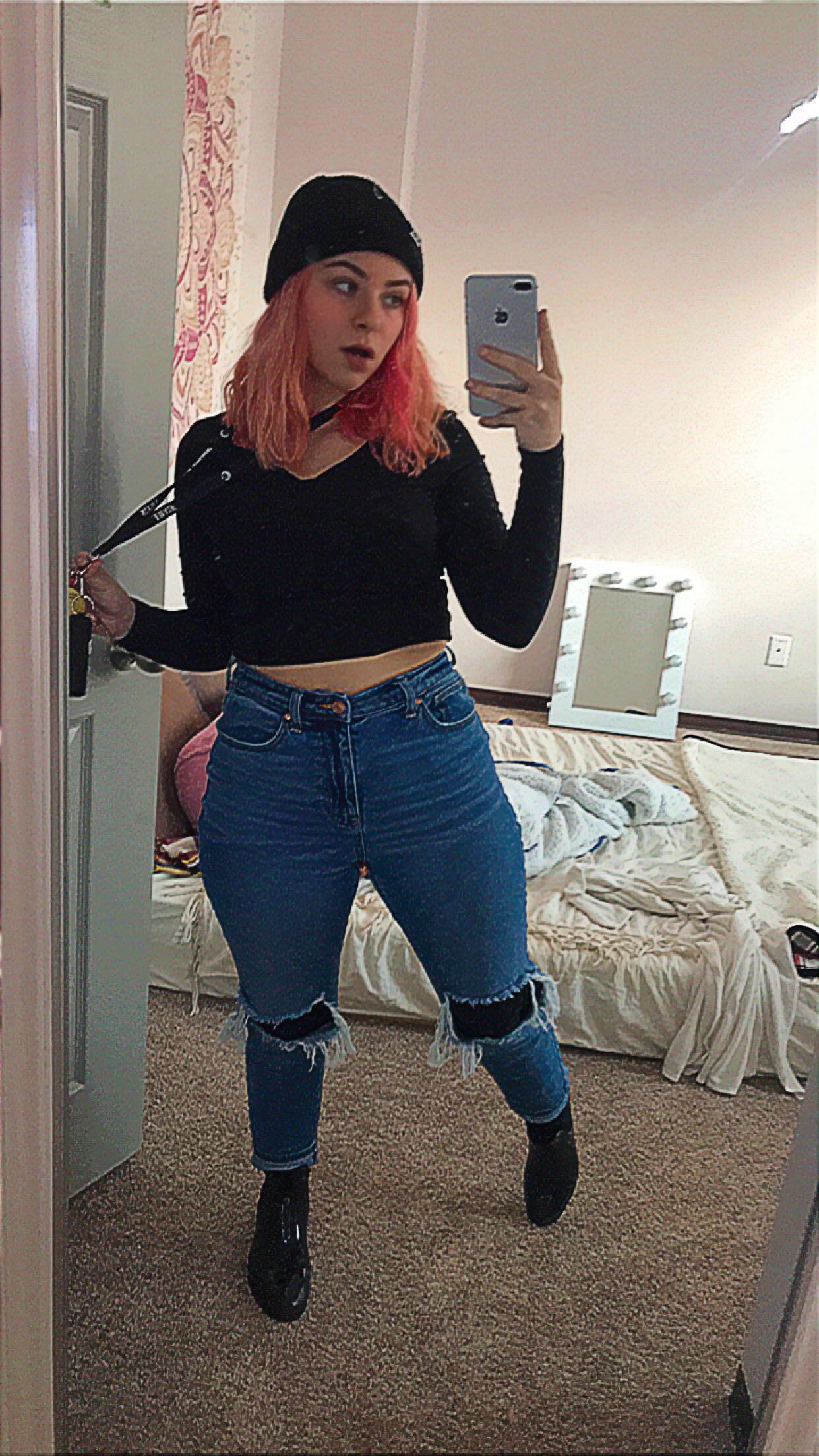 Clothed n cute😁 | Scrolller