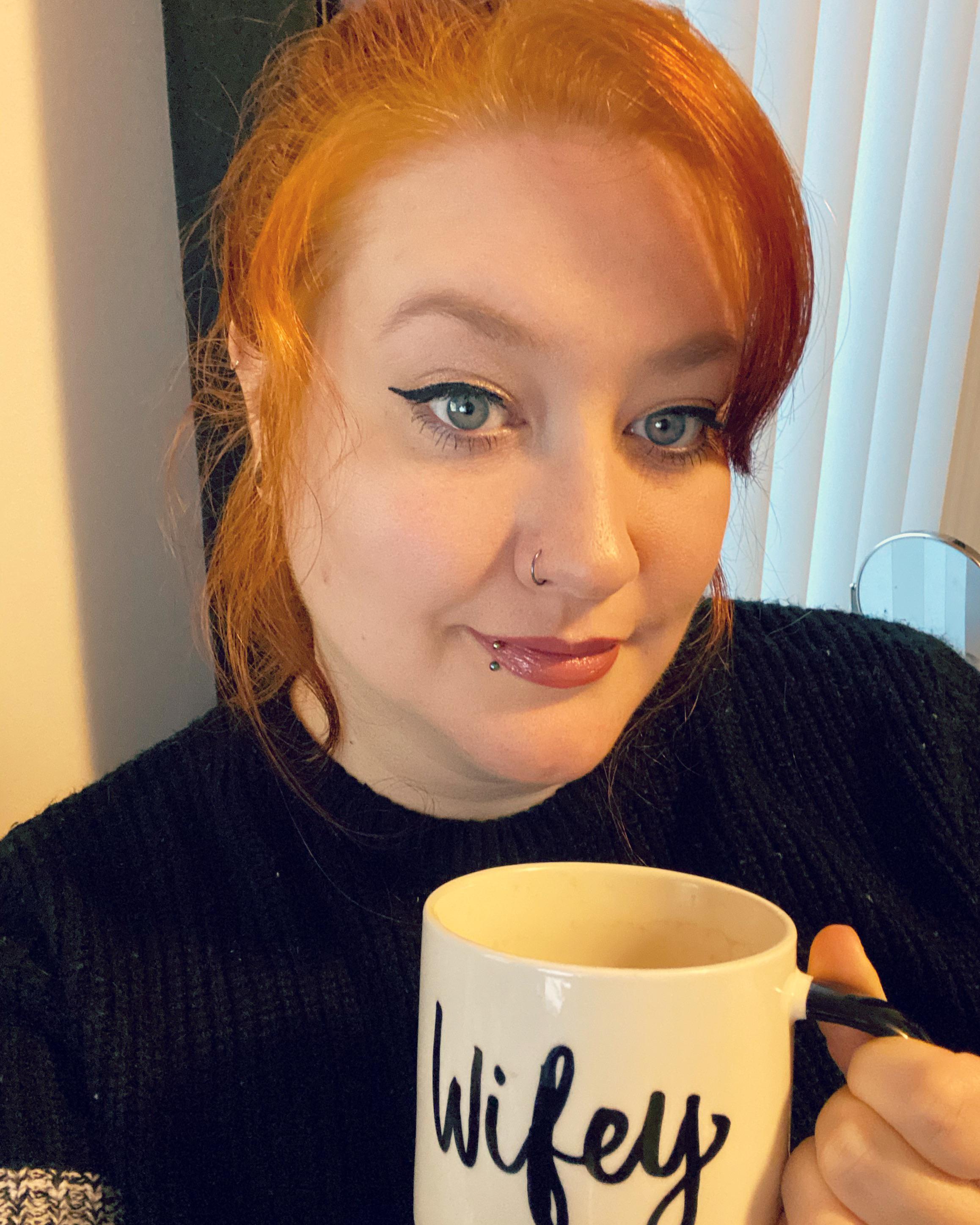 Coffee break | Scrolller