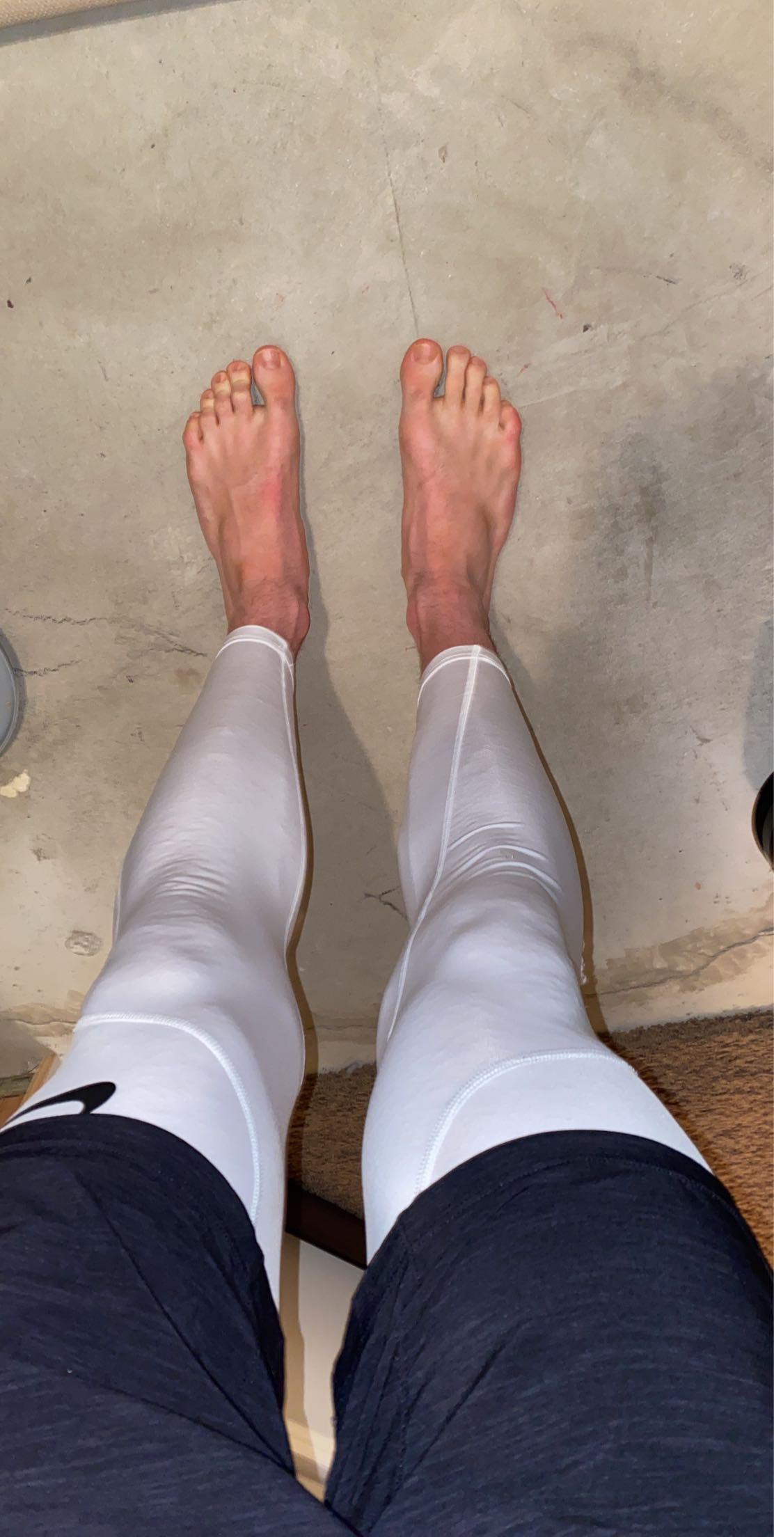 Cold feet | Scrolller