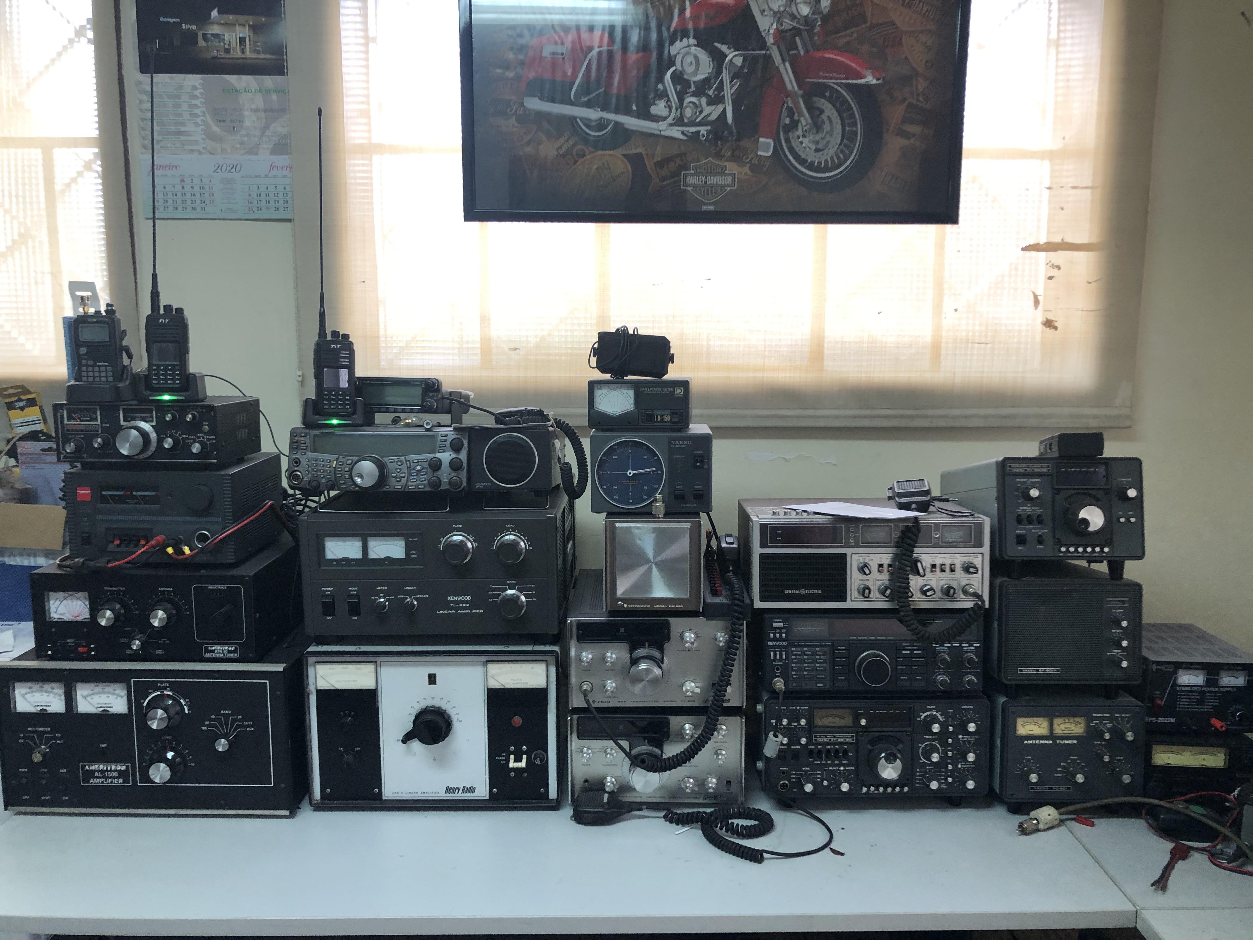 Collection of radios! | Scrolller