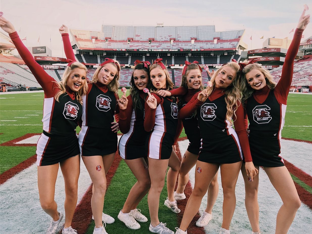 College cheer | Scrolller
