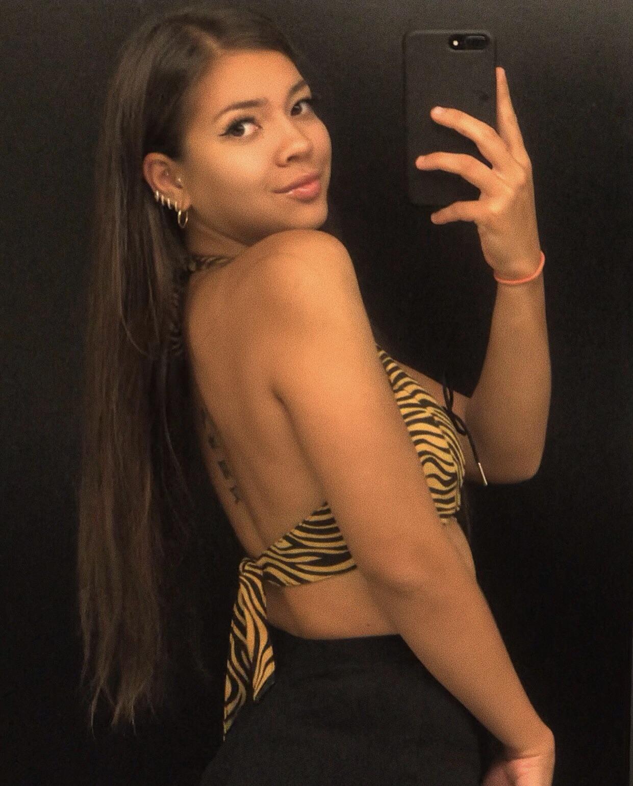 Long all natural brunette | Scrolller