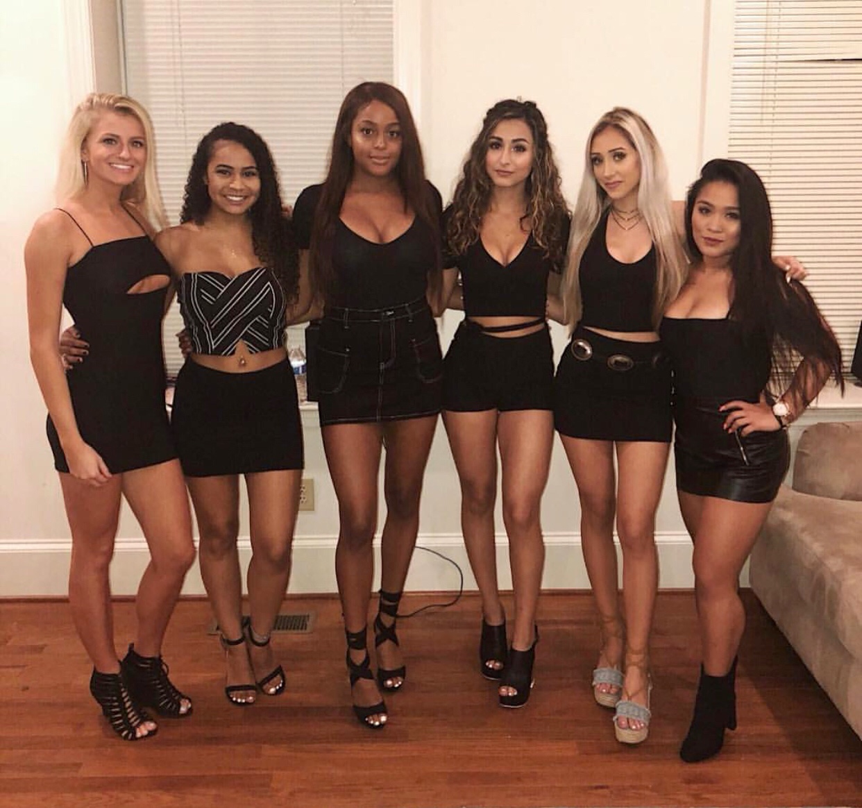 College Hotties | Scrolller