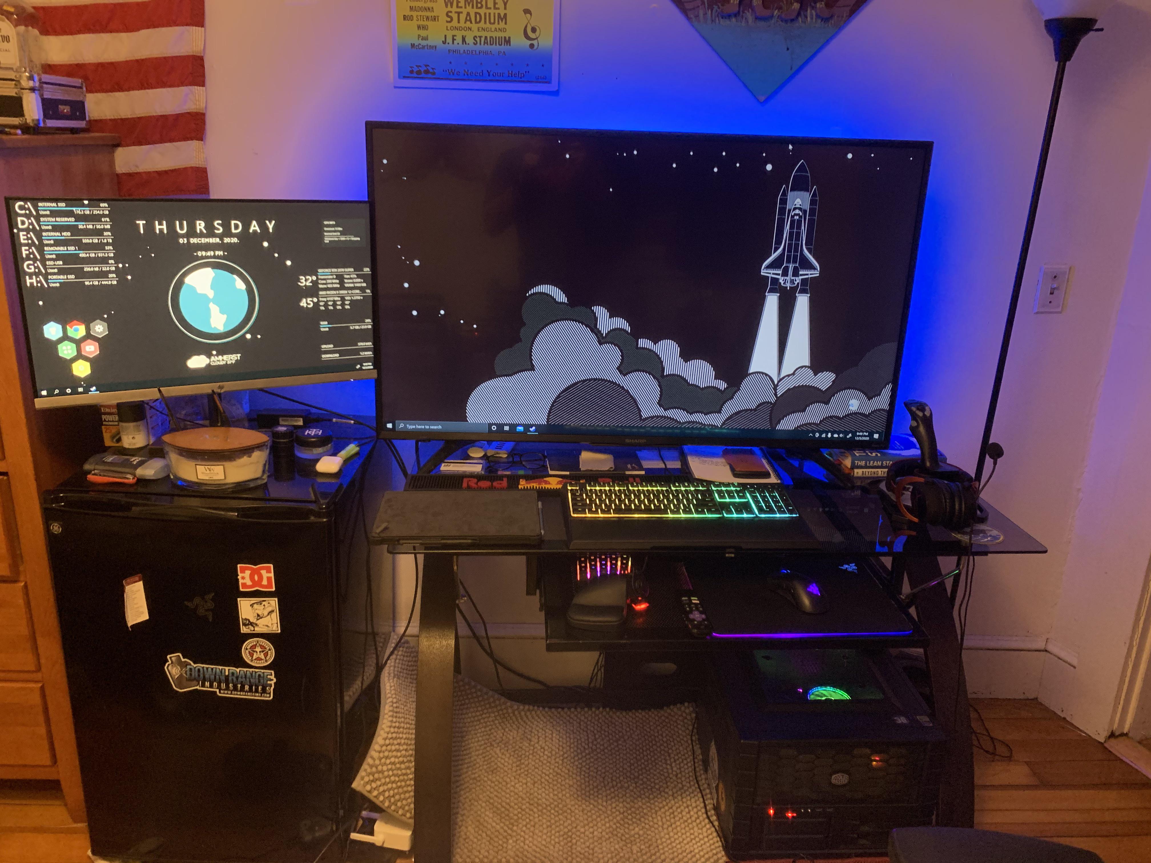 College house setup | Scrolller