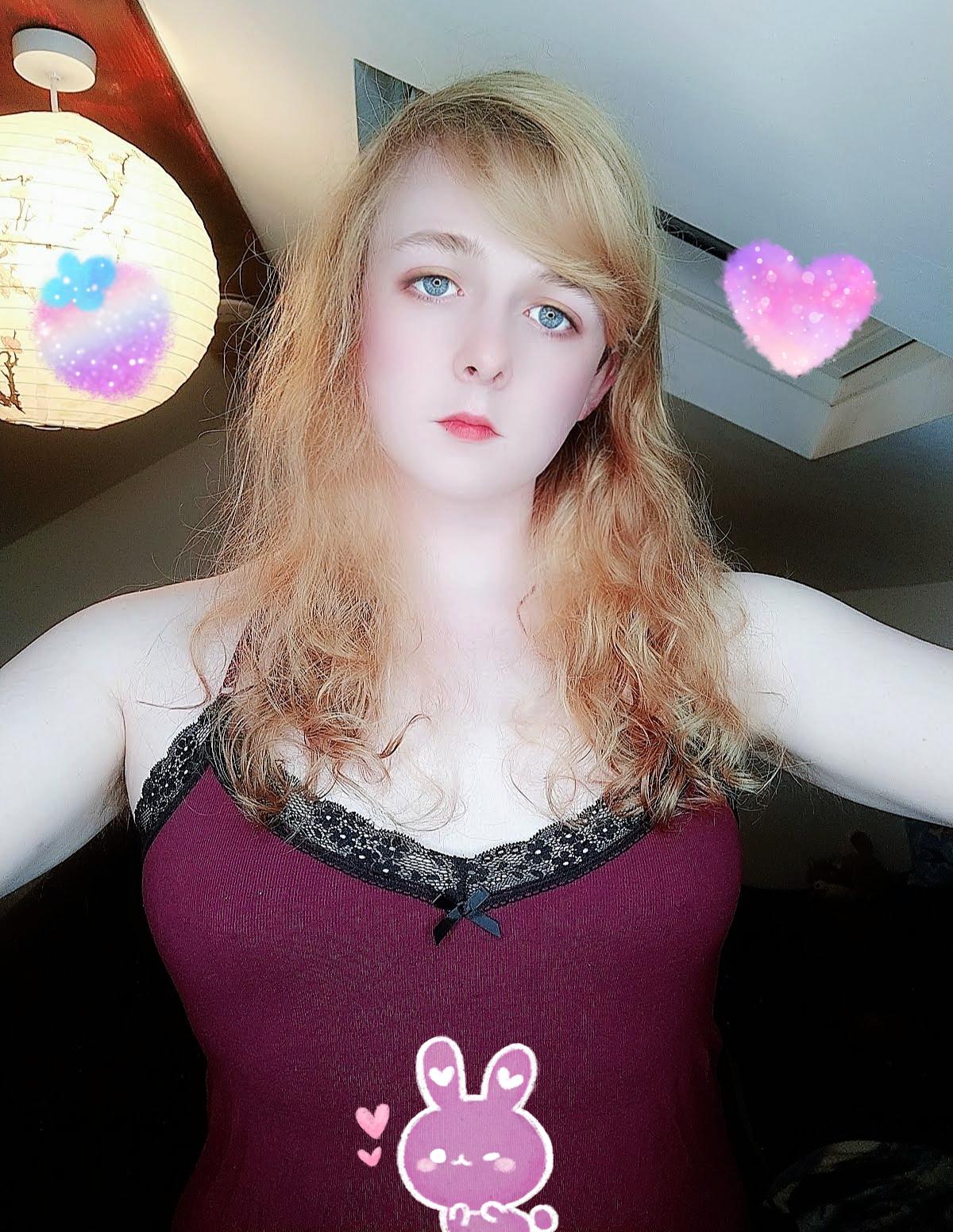 Come here my little pogchamp.~