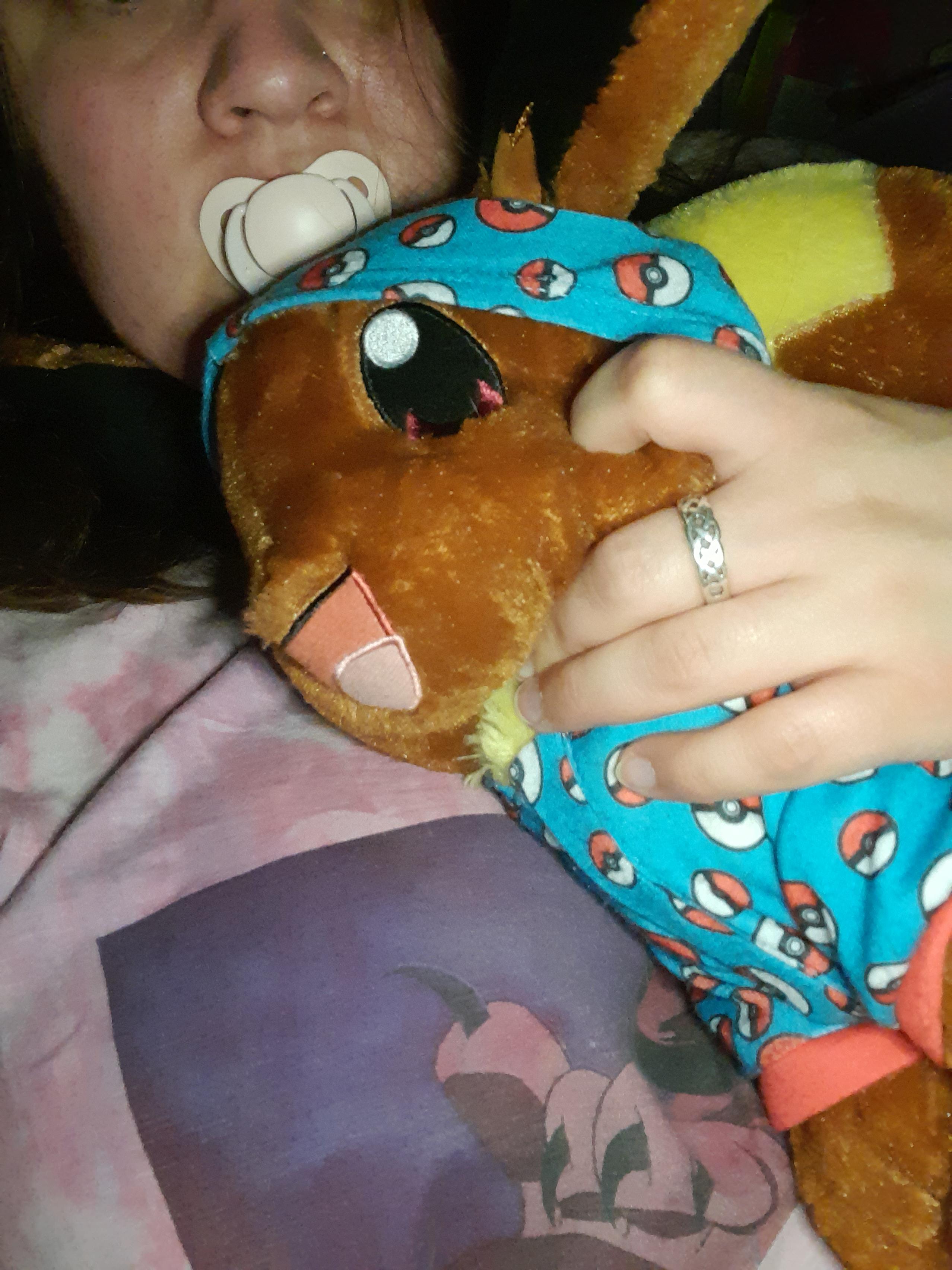 Come tuck me in ? | Scrolller