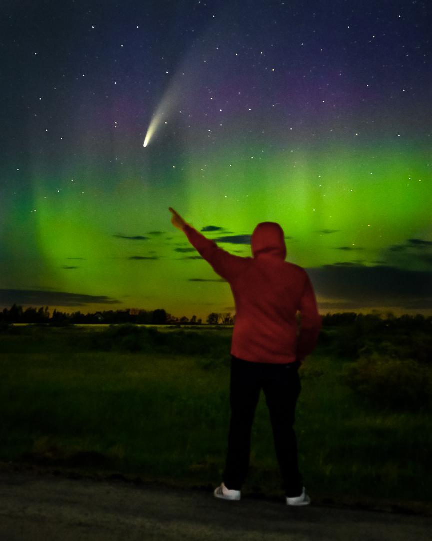 Comet Neowise, from just outside of the Perimeter last night | Scrolller