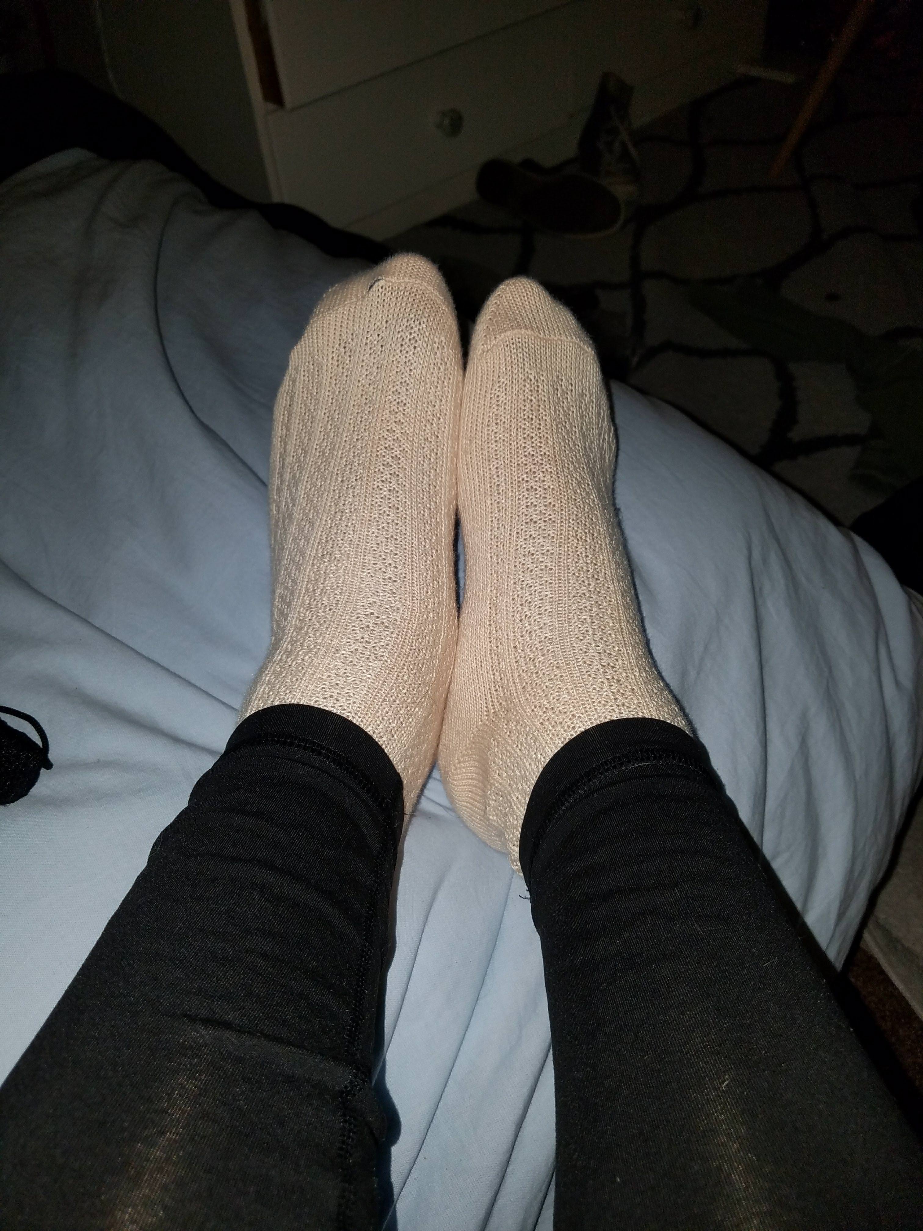 comfy night lounging socks | Scrolller