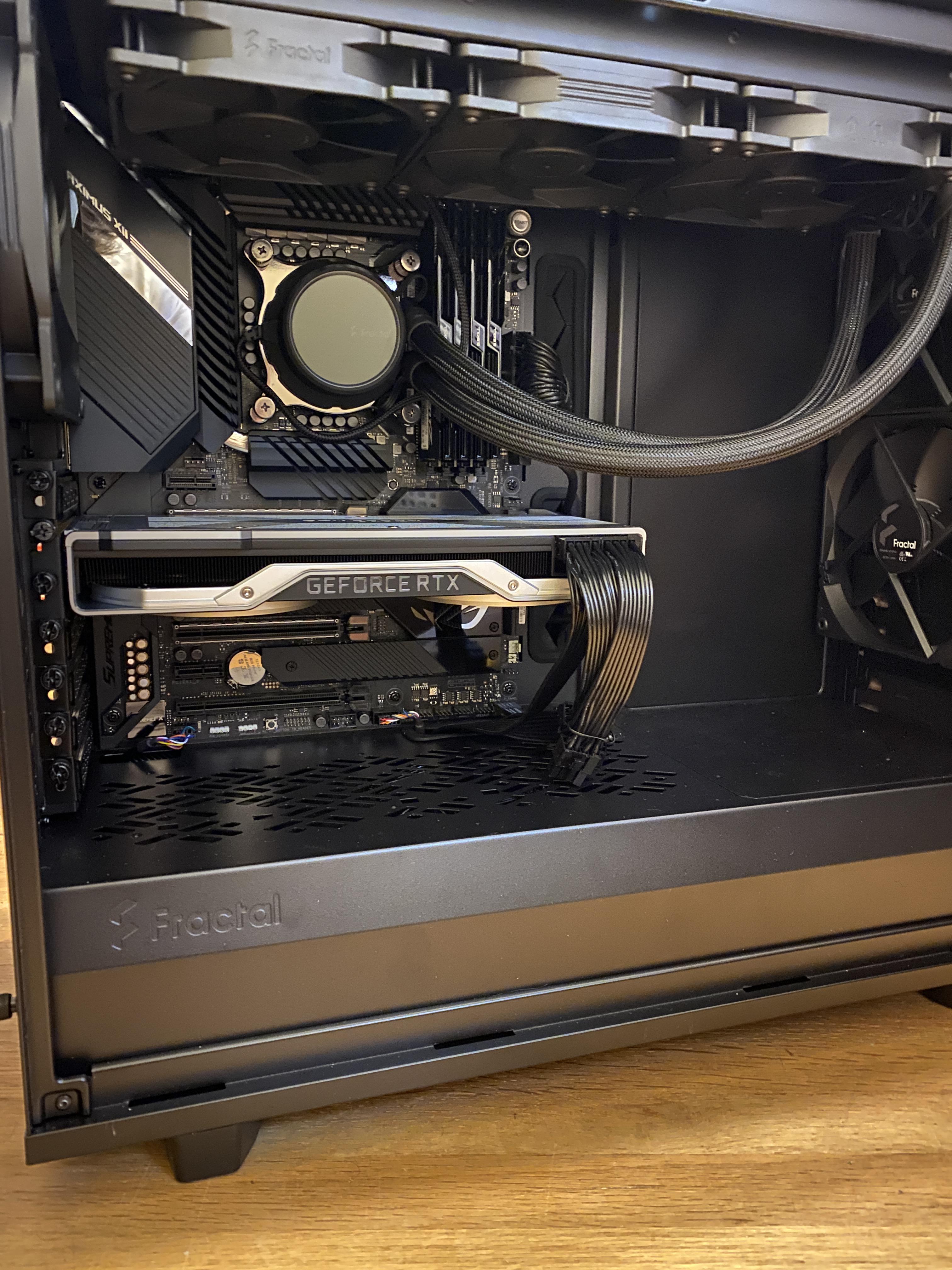 Commence RTX | Scrolller