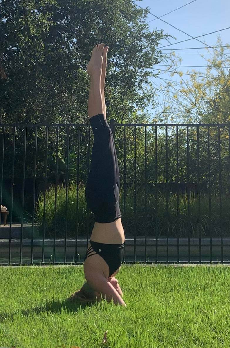 [COMP] did a headstand outside and without any walls nearby for the first time!! | Scrolller
