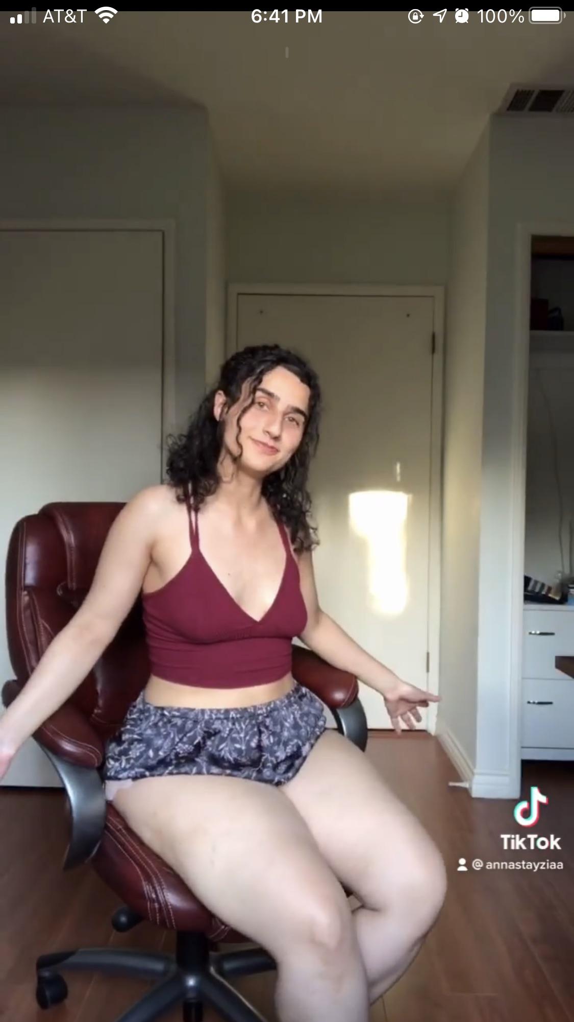 Computer Chair | Scrolller