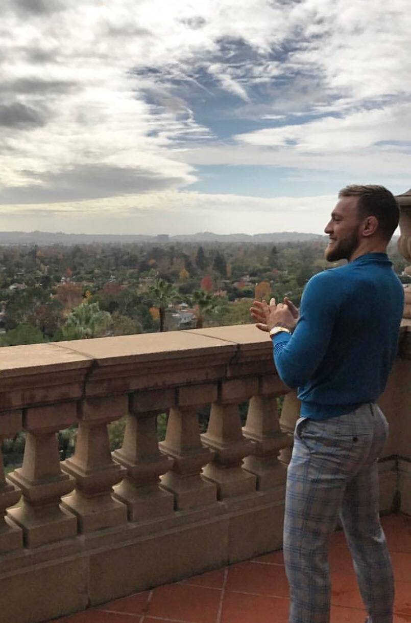 Conor McGregor | Scrolller