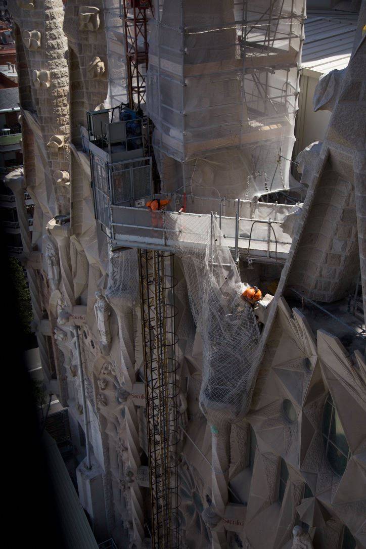 Construction Workers On The Sagrada Familia Cathedral | Scrolller