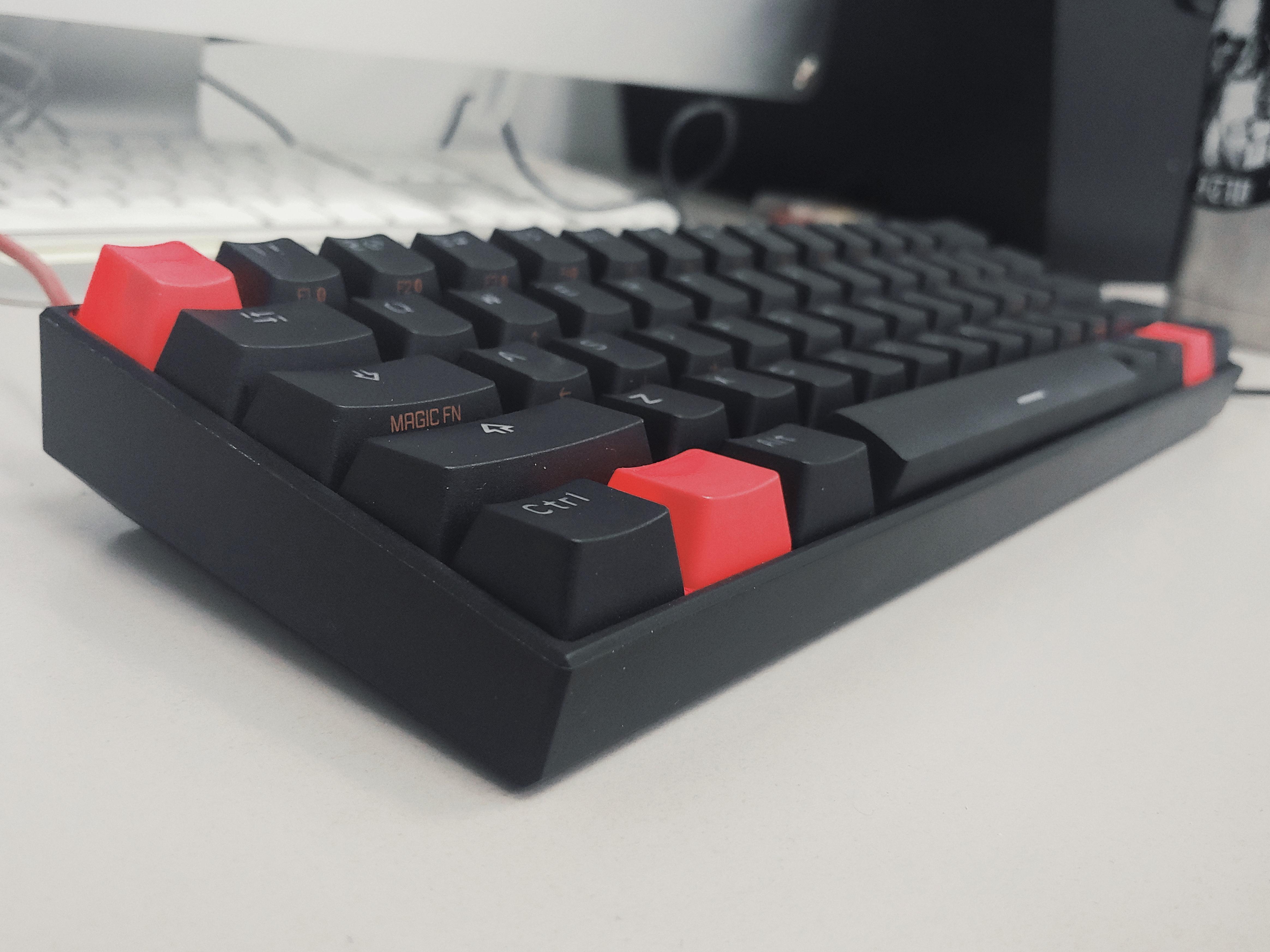 cool little keyboard | Scrolller