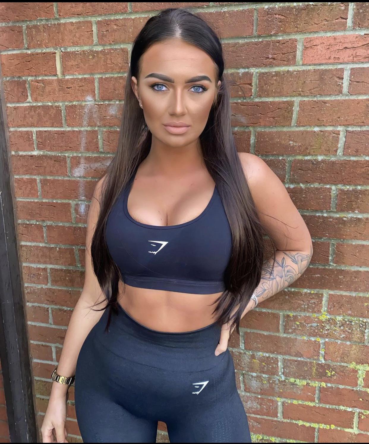 Hot 19yo Courtney | Scrolller