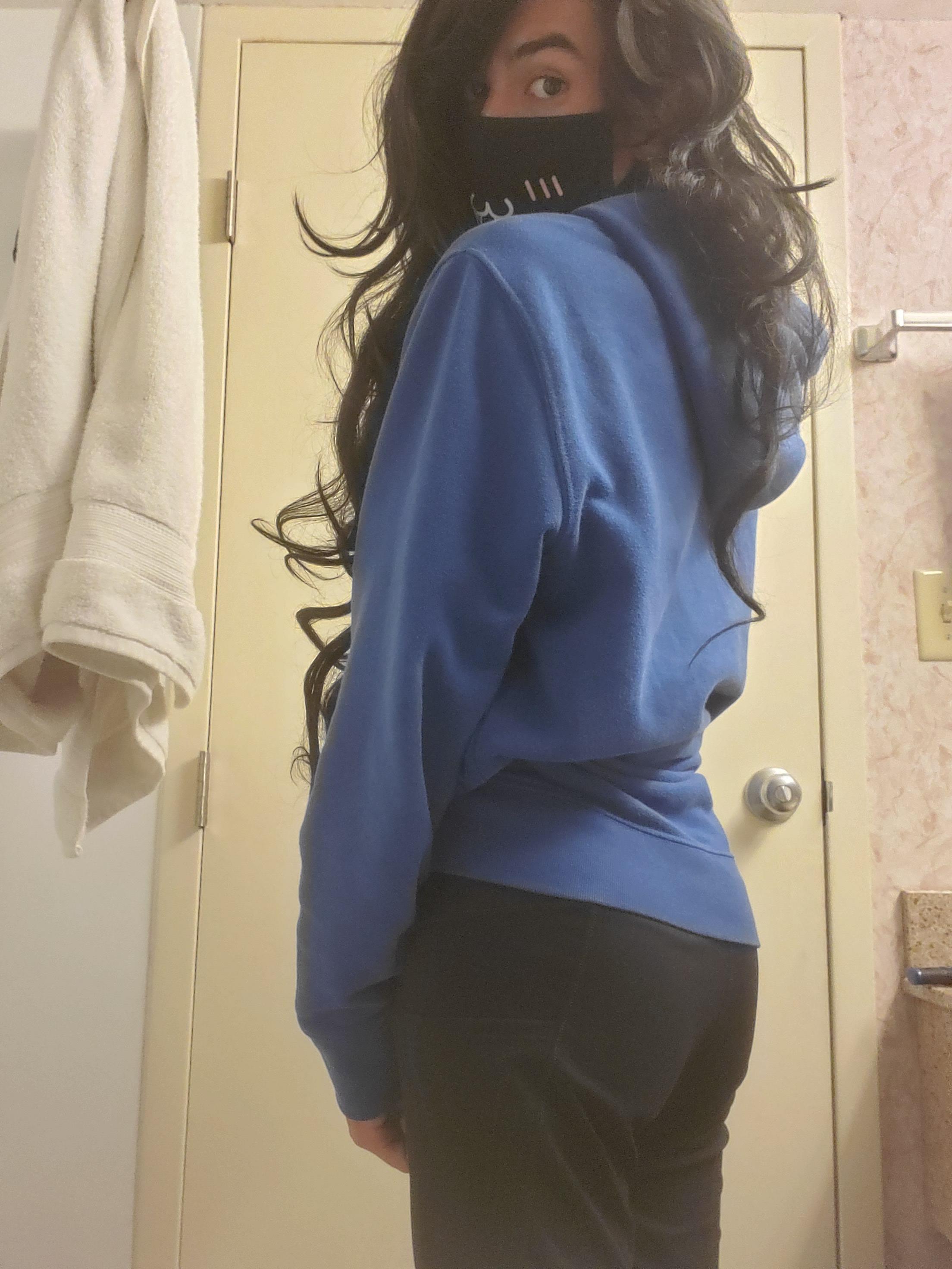 Cozy hoodie | Scrolller