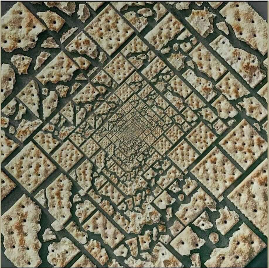 Crackers! | Scrolller