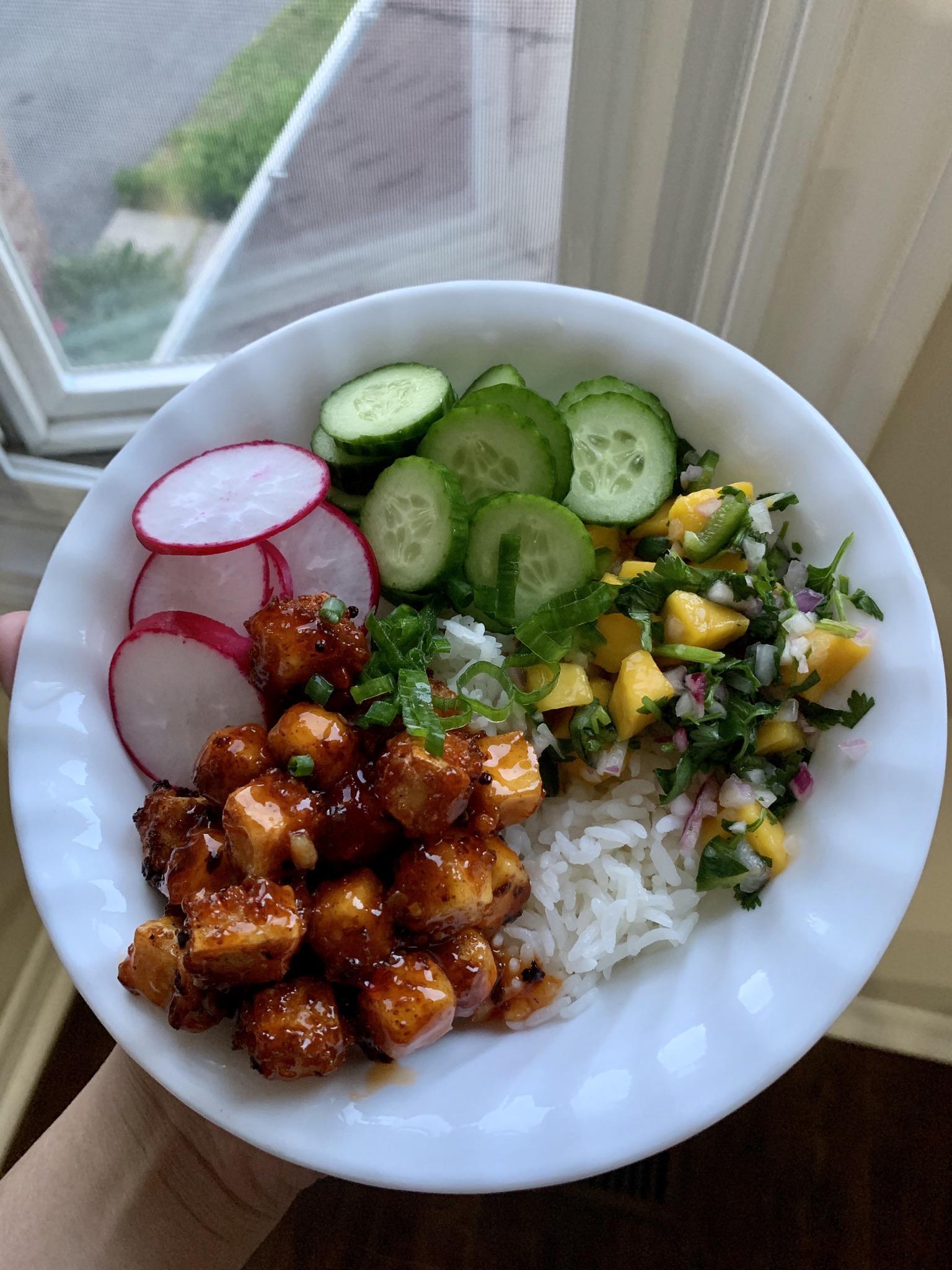Crispy Tofu Bowl | Scrolller